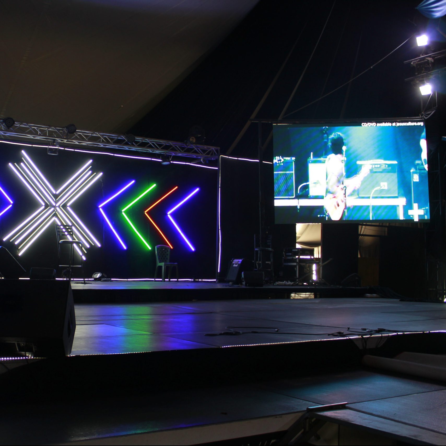 How to Design Fluorescent Lighting - grounddesigns