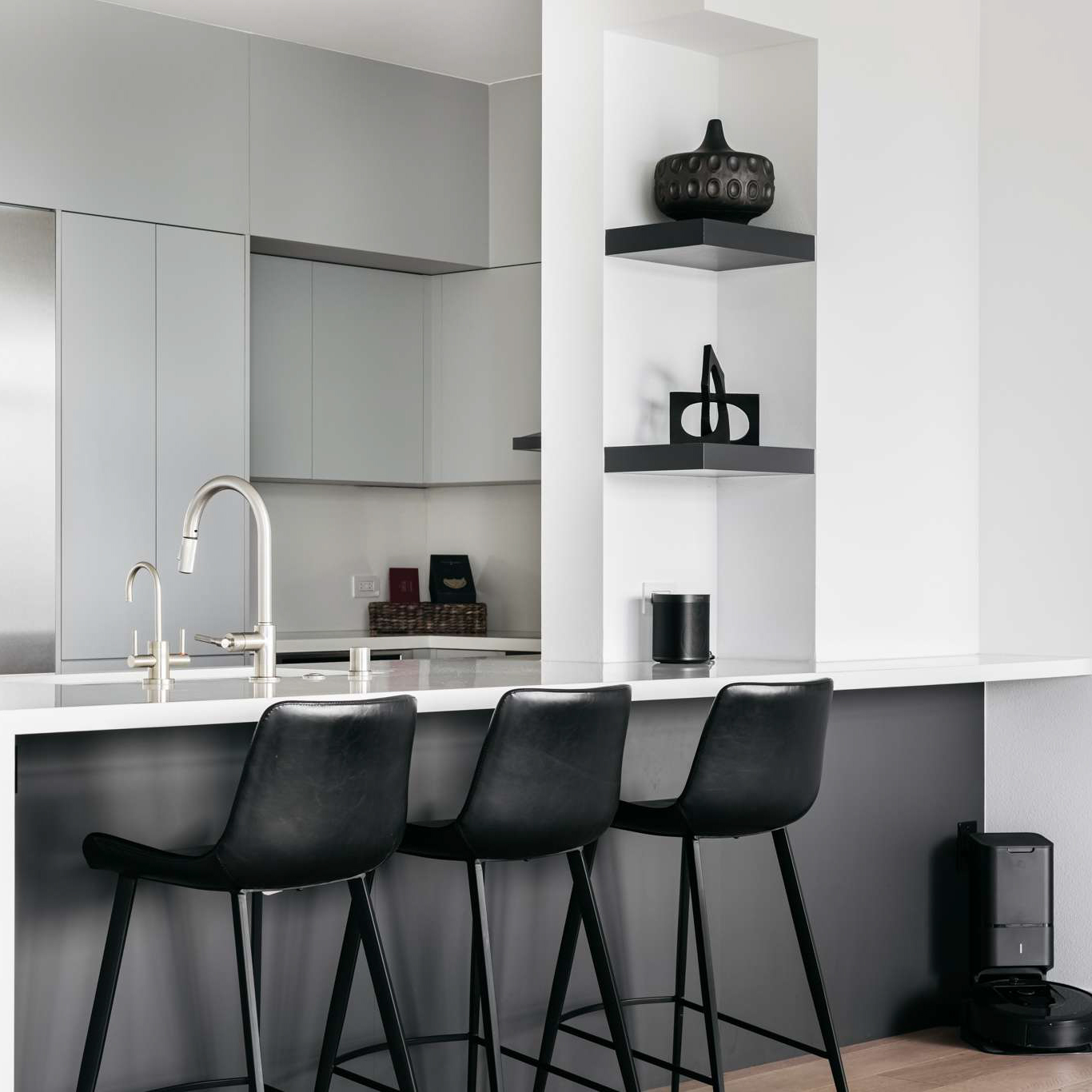 Restaurants' Overhead Wonders: Creative Ceiling Designs That Make a ...