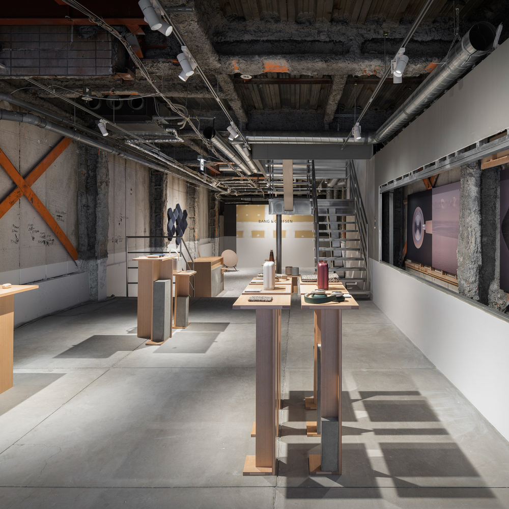 Illuminating Your Dining Experience: Hanging Lamp Over the Table ...