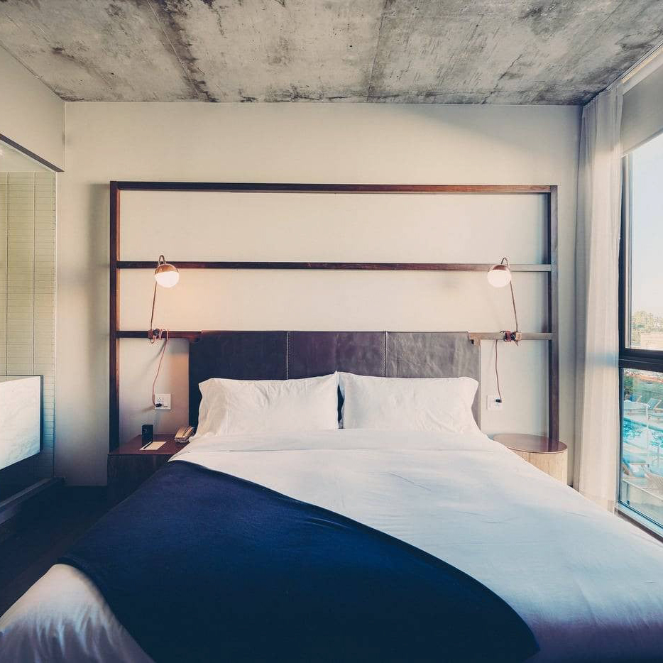 Chaining Your Decor Style: Unleashing the Magic of Chain Floor Lamps ...